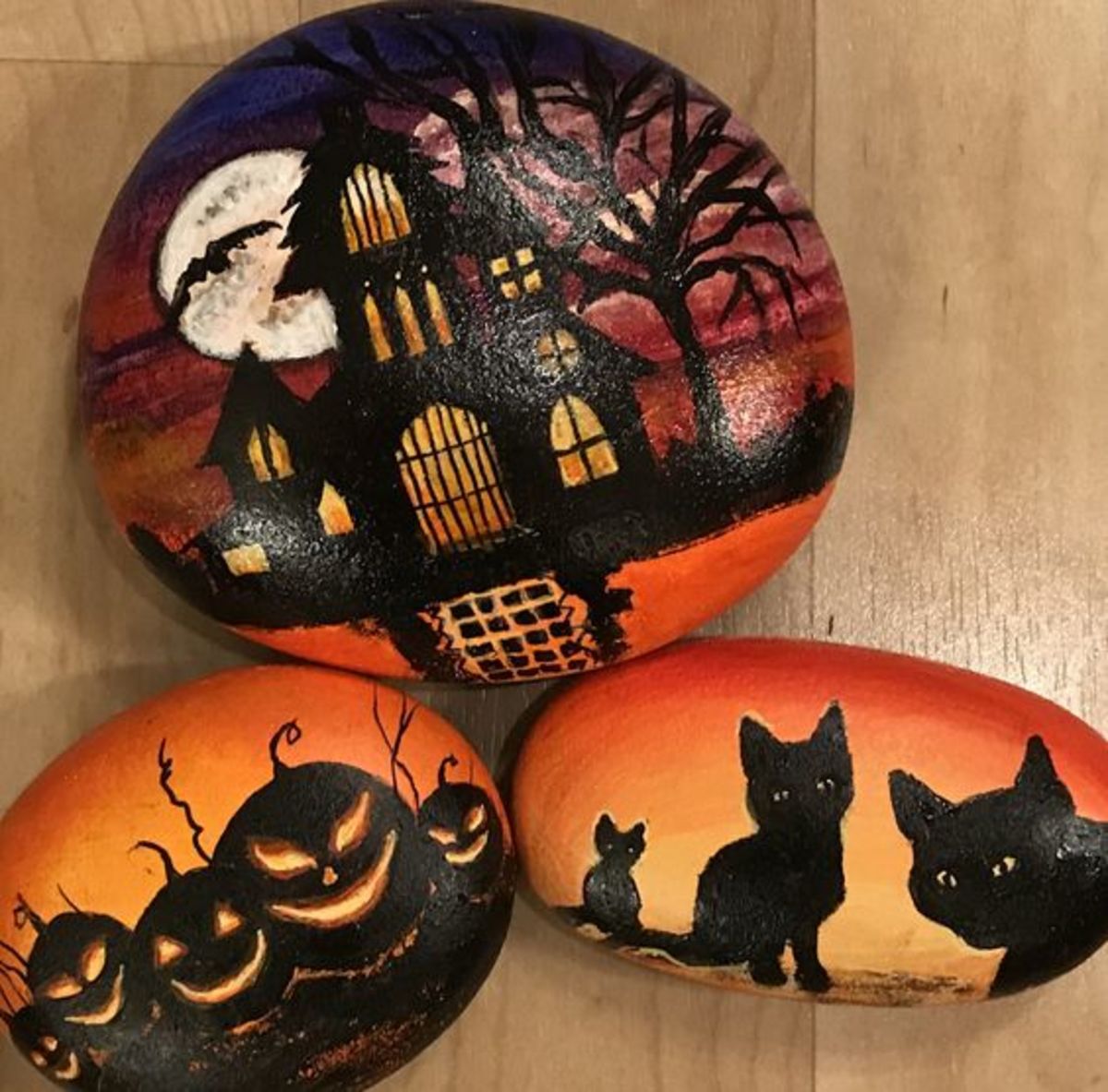 60+ Spooktastic Halloween Rock Painting Ideas - HubPages