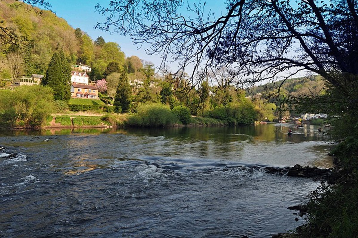 Vaga the Wanderer - Goddess of the River Wye - HubPages