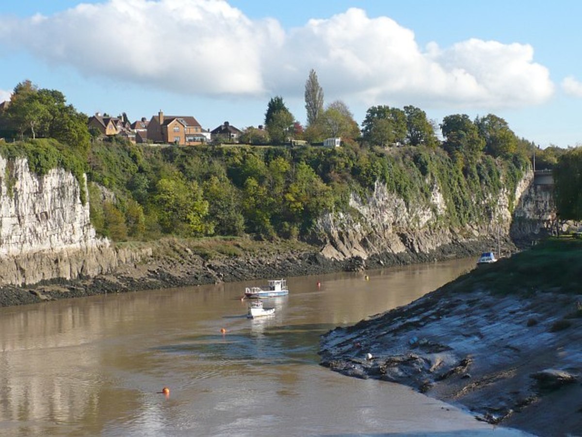 Vaga the Wanderer - Goddess of the River Wye - HubPages
