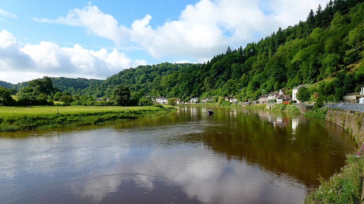 Vaga the Wanderer - Goddess of the River Wye - HubPages