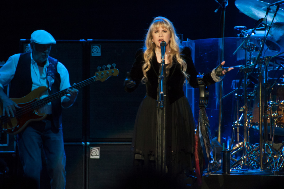 Woman Swears By Fleetwood Mac Song For Powerful Breakup Magic - HubPages