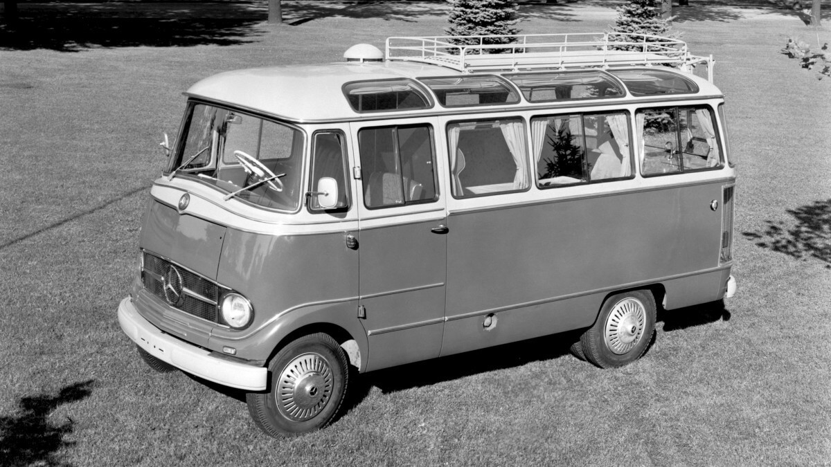 20 Iconic Cars With Engines in the Back - HubPages