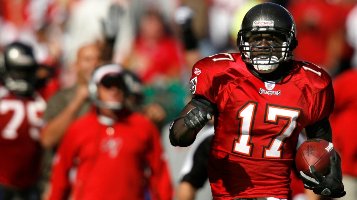 Every NFL Team’s Biggest One-Hit Wonder: NFC South - HubPages