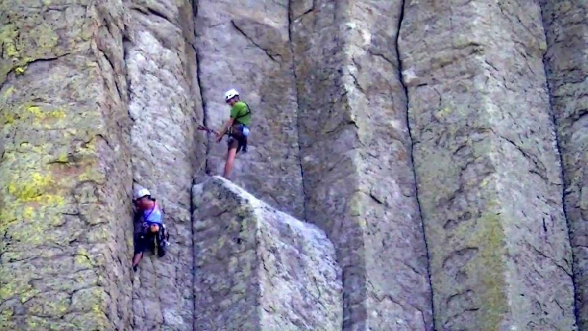 Visit the Devils Tower National Monument - HubPages
