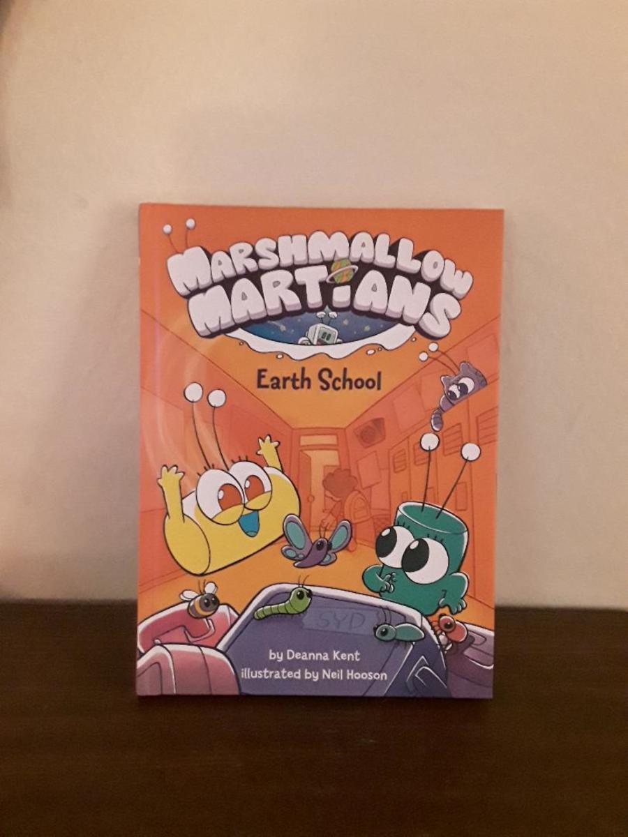 Fun Characters Marshmallow Martians in Two Graphic Cartoon Chapter ...