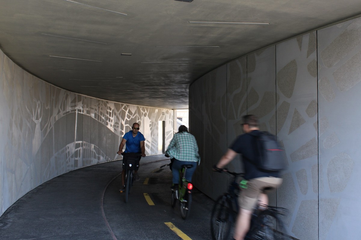 Budapest's First Stone Bridge, the Beautiful Chain Bridge - HubPages