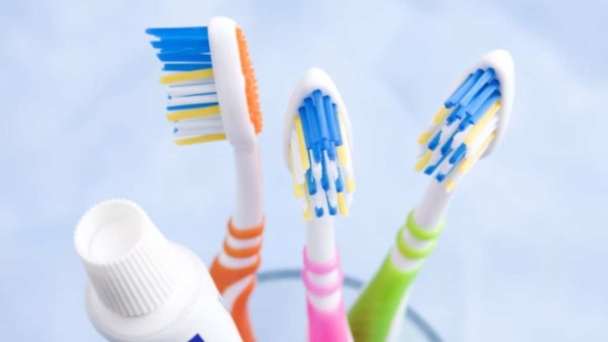 Your Toothbrush Could Be Making You Sick - HubPages