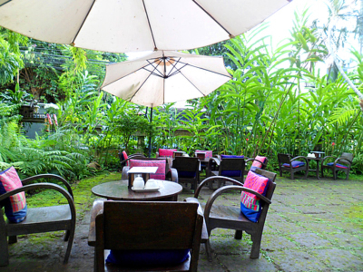 Dining Out in Chiang Mai, Thailand: 7 Great Local Restaurants - HubPages