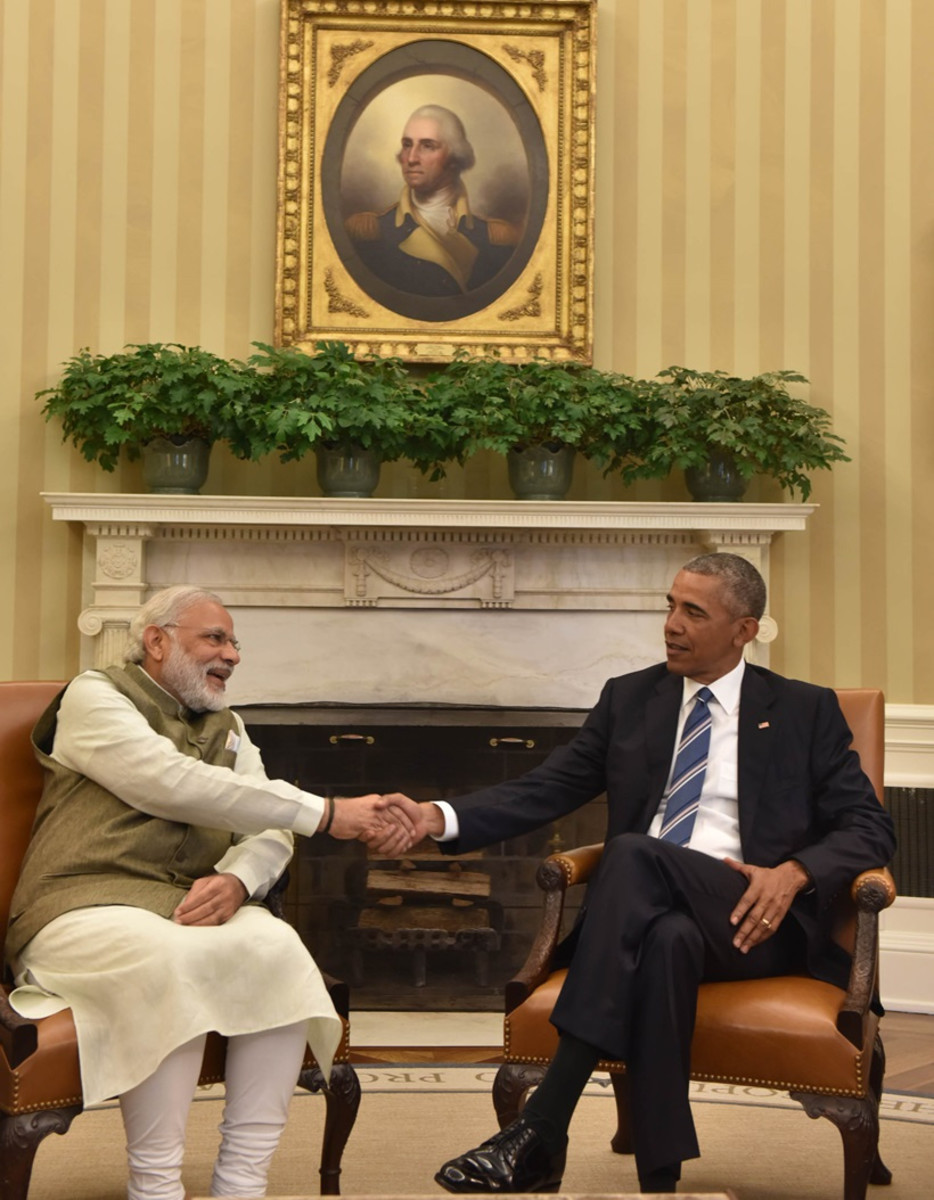 Narendra Modi, The Prime Minister of India: An Indian Politician Par ...