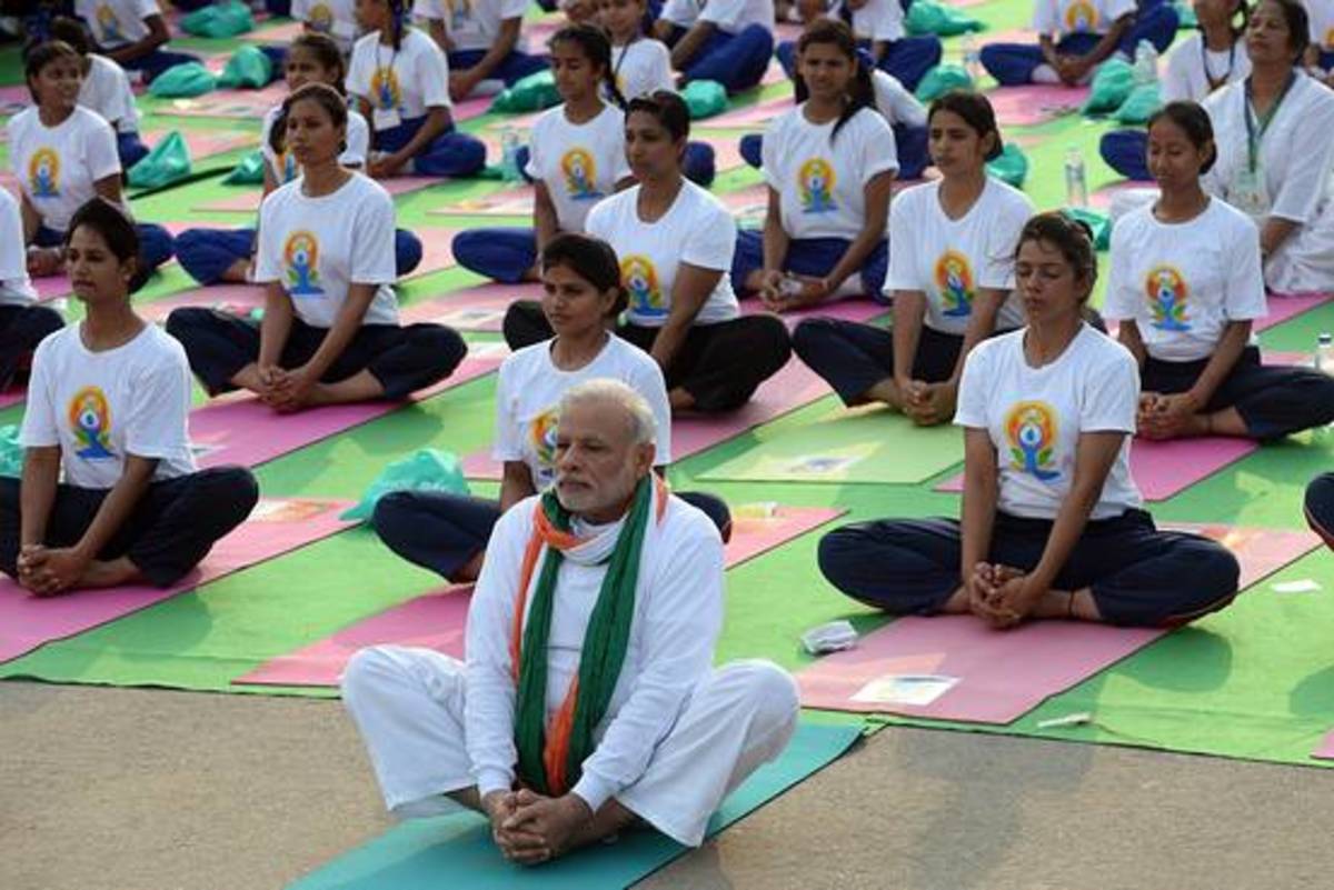 Narendra Modi, The Prime Minister of India: An Indian Politician Par ...