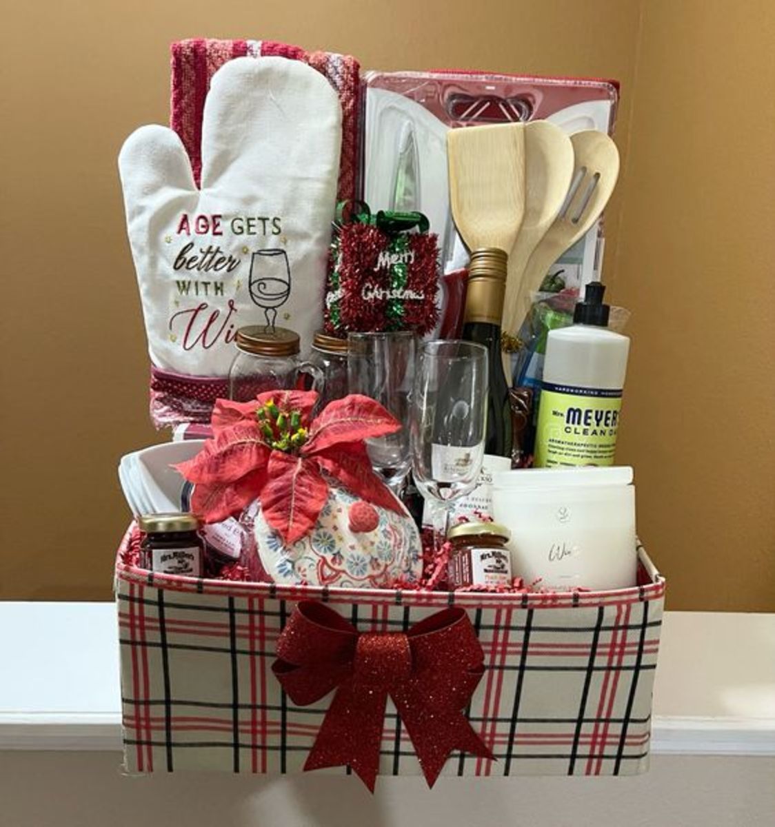 Christmas Basket Ideas For Women Christmas Gift Basket For Special