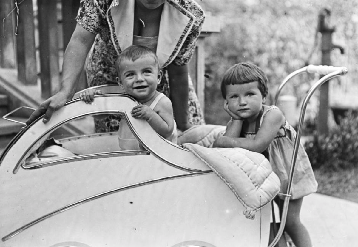 See How the Stroller Has Changed in 100 Years! - HubPages