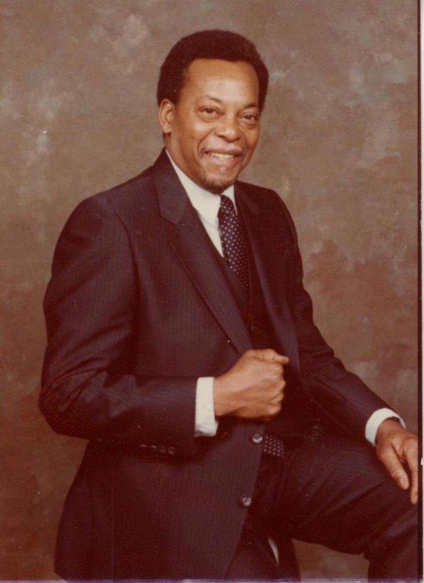 Sanetta Gipson's “Our Family Secret: My Life With Momma” - HubPages