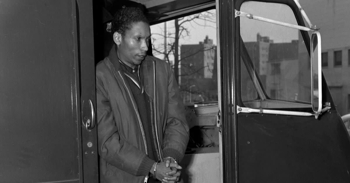 The Kitty Genovese Case: A Lesson in Human Social Behavior and the ...