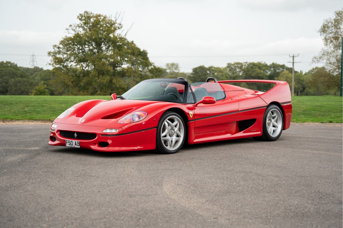 Rockstar Rod Stewart's Legendary Ferrari F50 Is Up For Grabs - HubPages