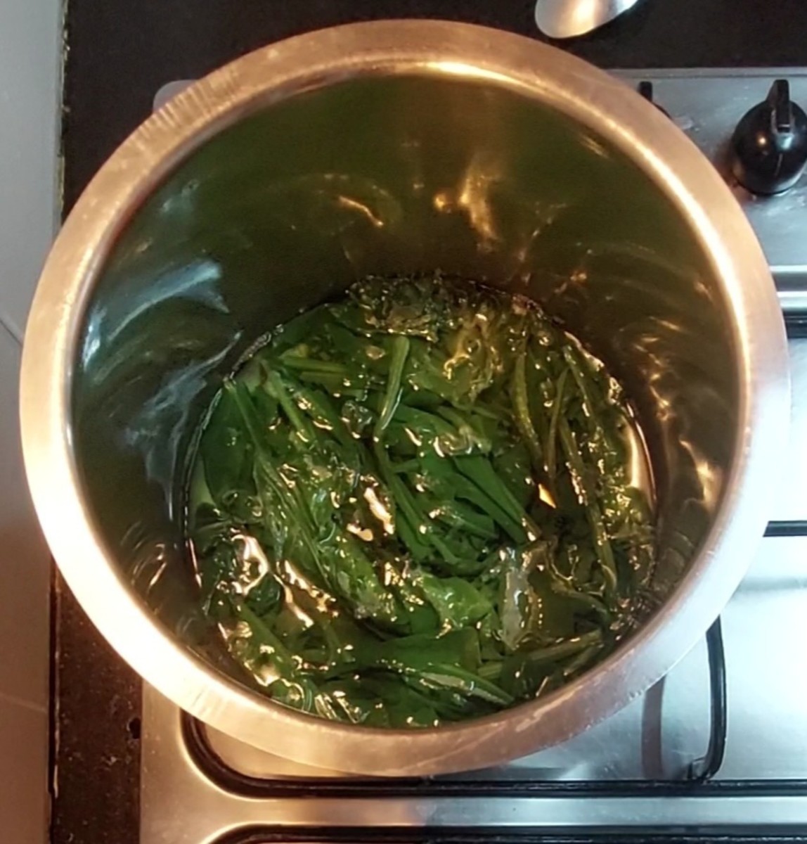 Radish Stuffed Palak Paratha - HubPages