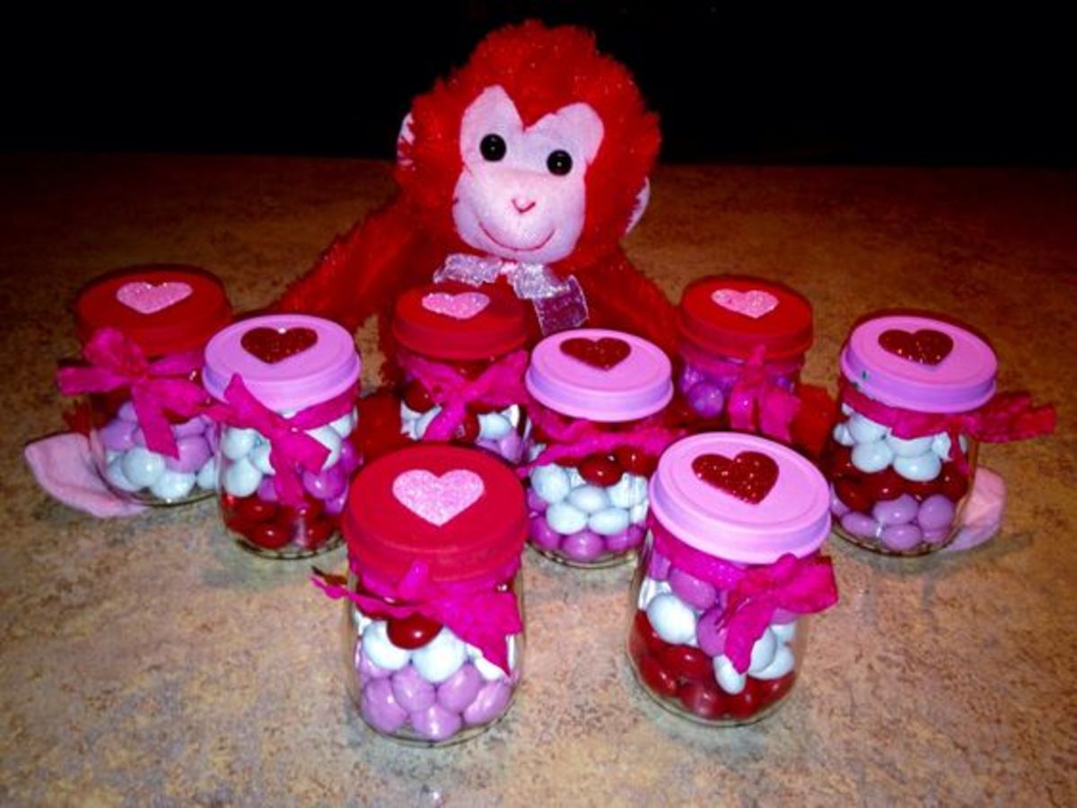 50+ Adorable Valentines Gifts in a Jar - HubPages