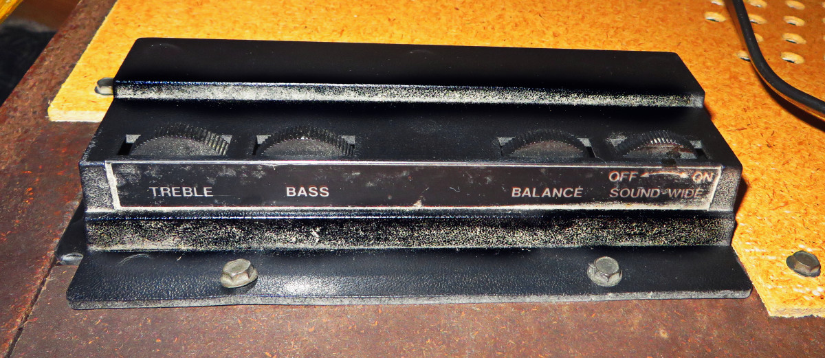 1985 Curtis Mathes Color Television Console Model K2654RM, Curtis ...