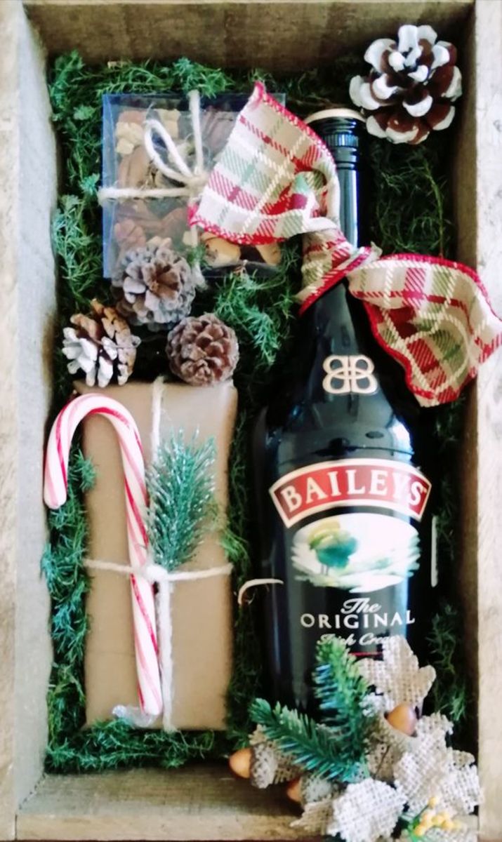 50+ Christmas Gift Basket Ideas for Friends and Family - HubPages