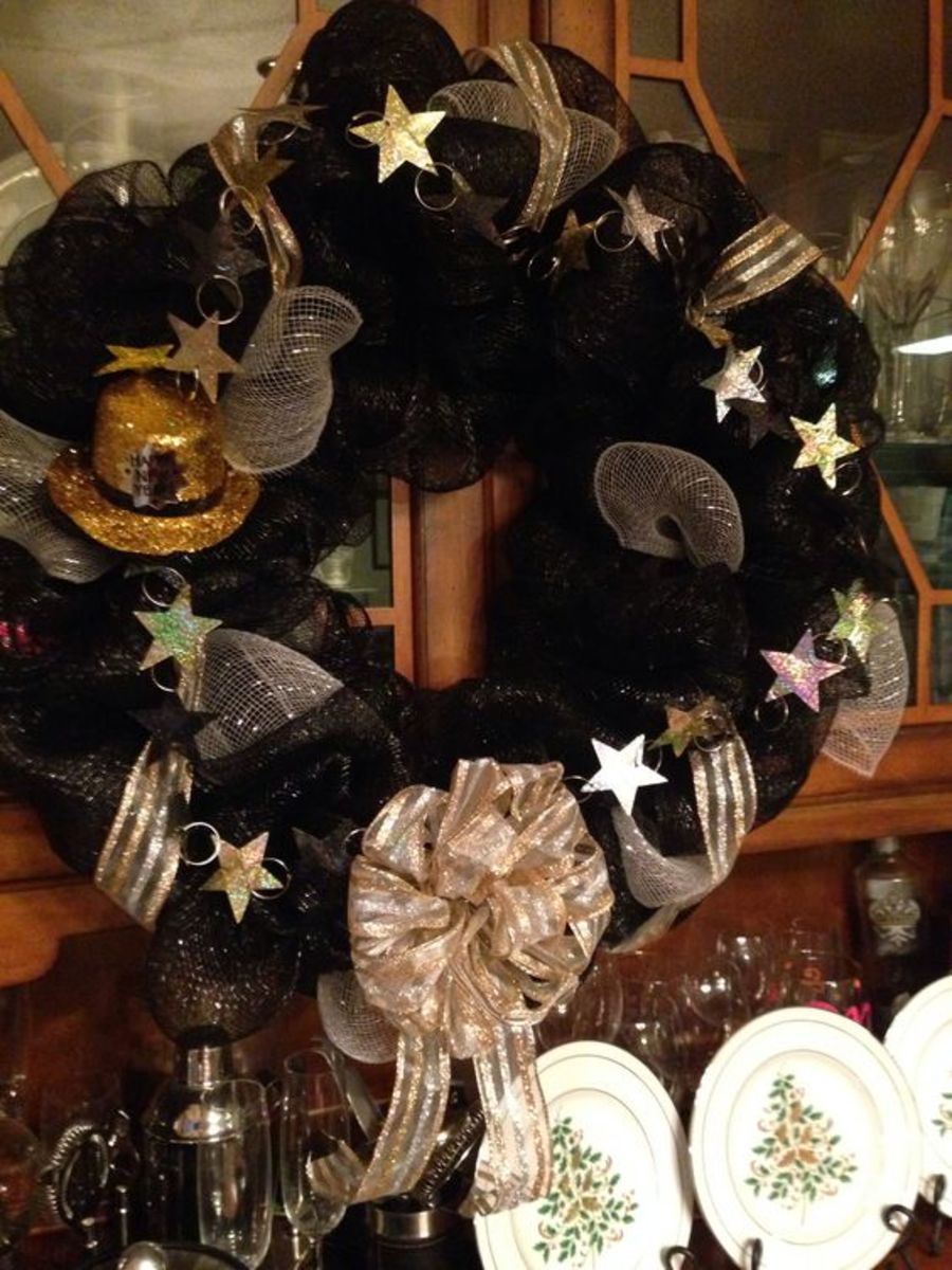 50+ Amazing DIY New Years Eve Wreath Ideas for 2024 - HubPages