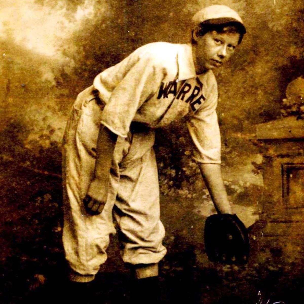 Lizzie Murphy: First Woman to Be Paid to Play Baseball - HubPages