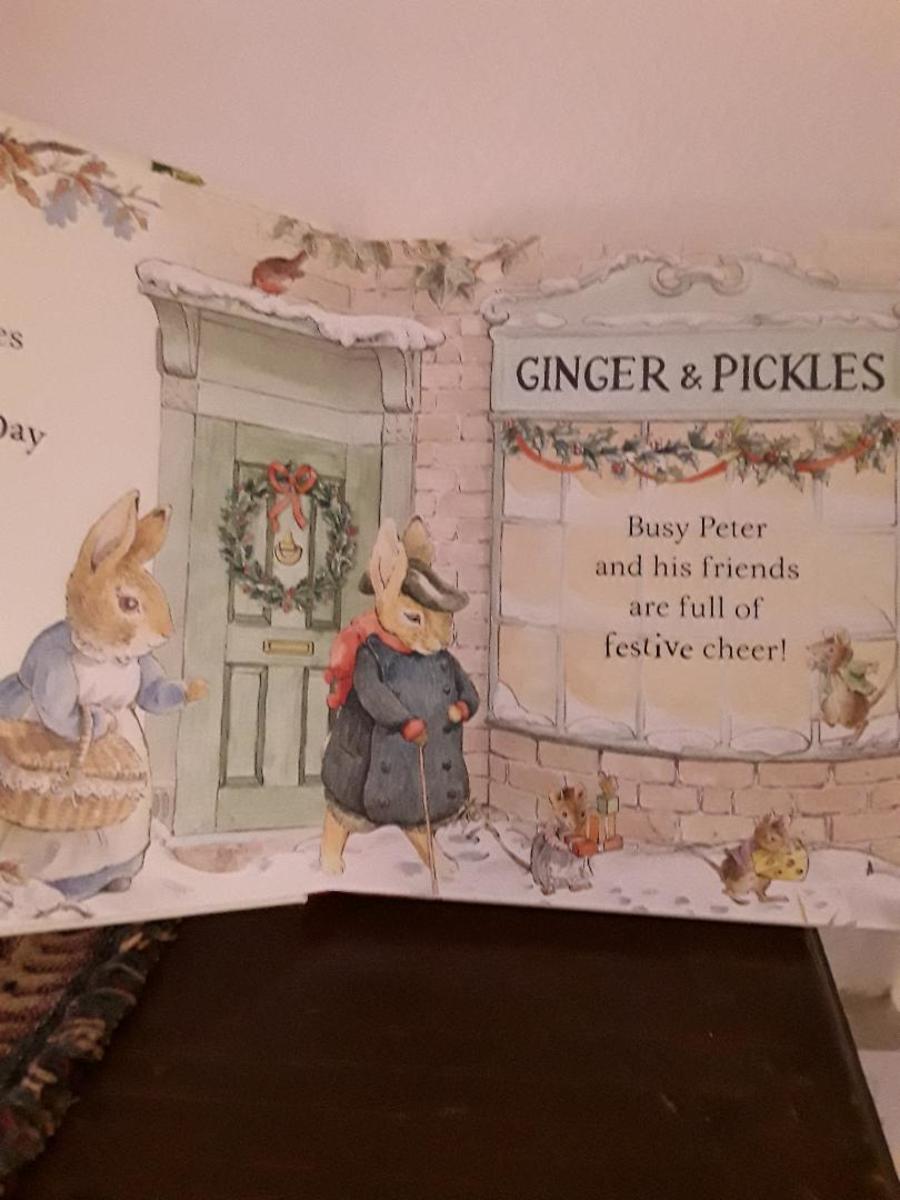 Christmas With Two Favorite Characters in 2 Board Books for Little ...