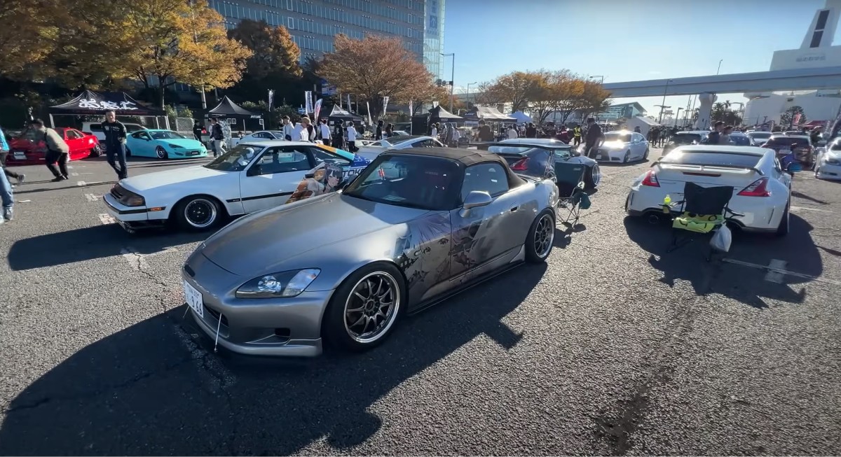 Japan's Biggest Modified Car Meet In Tokyo Saw 1000+ Cars - HubPages