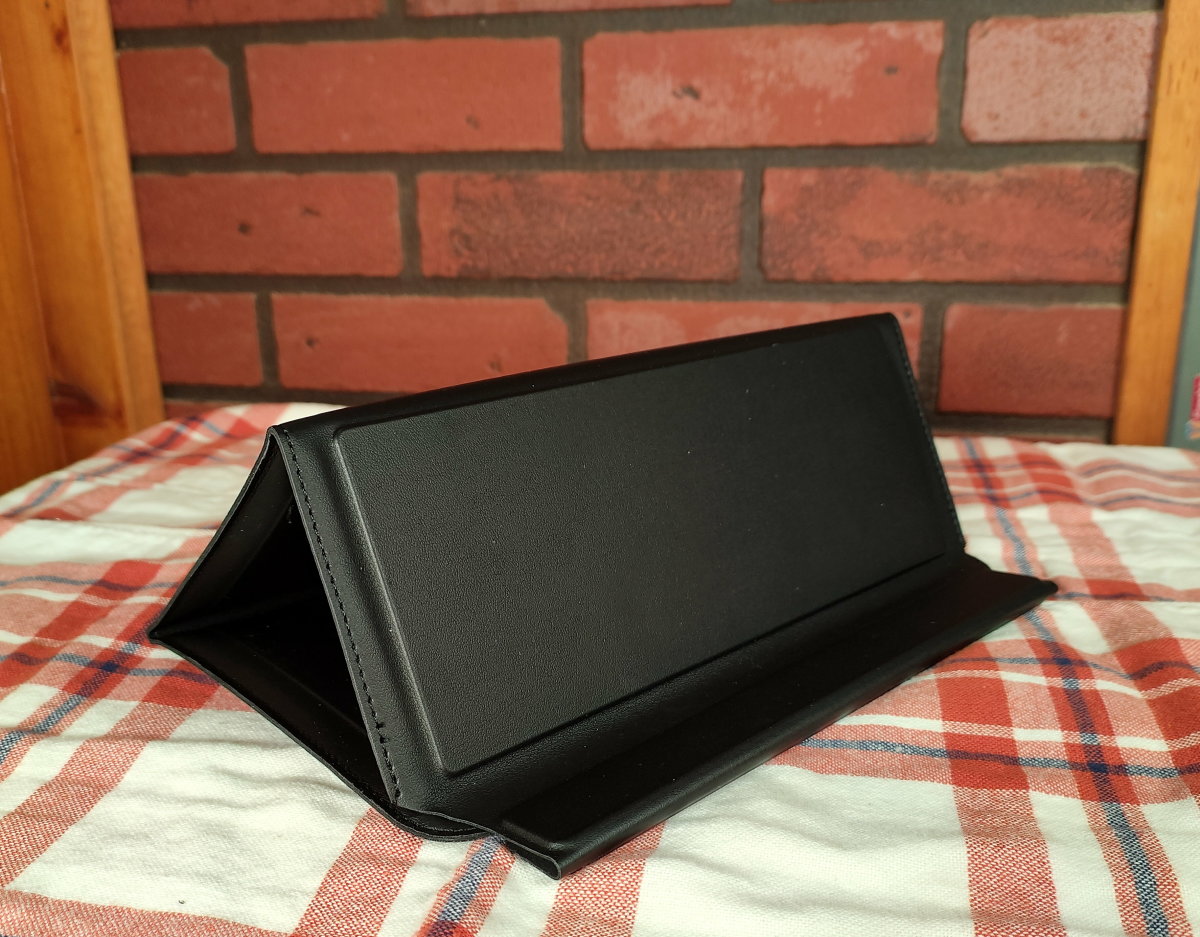 Review of the KYY 15.6 Inch 1080P Portable Monitor - HubPages