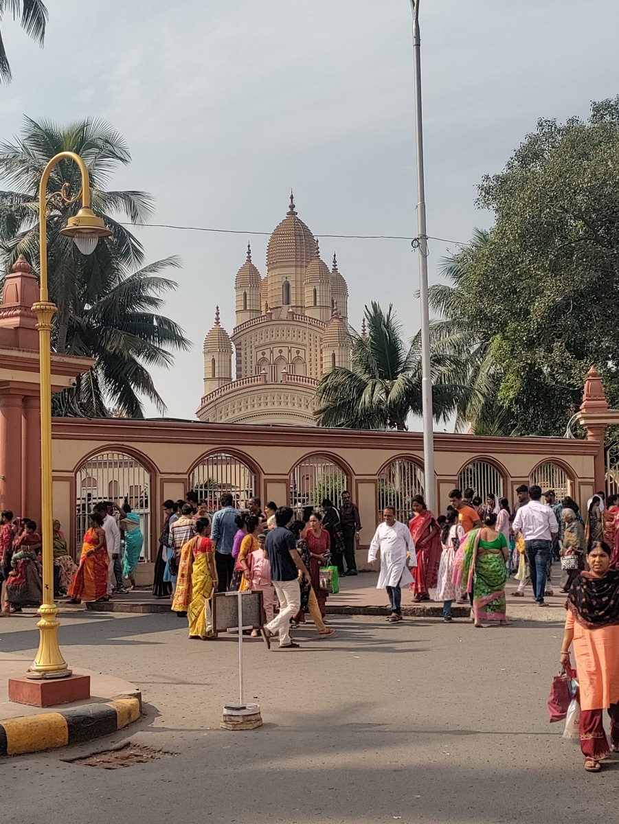 Terracotta decorations in Kali temples of West Bengal : a study of ...