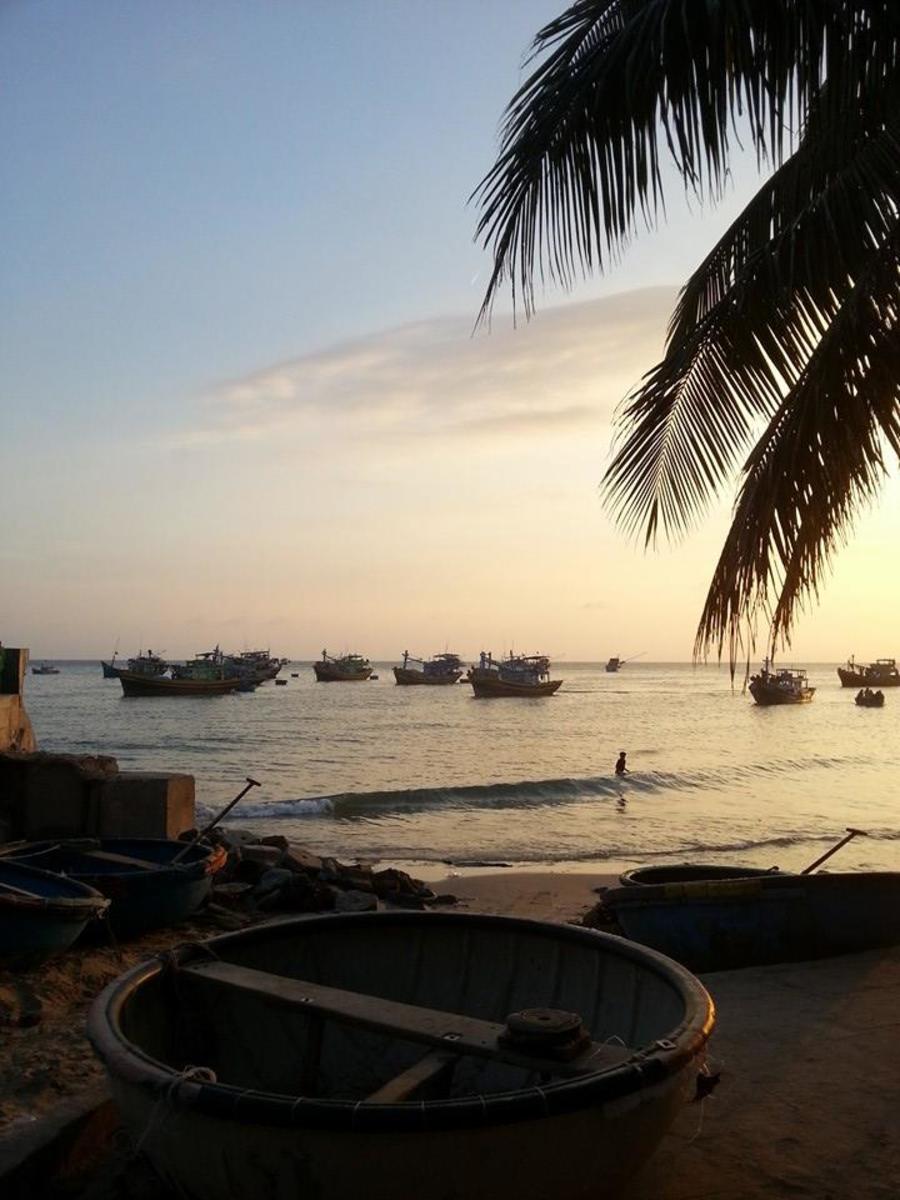 Sunset on Ke Ga Lighthouse - HubPages