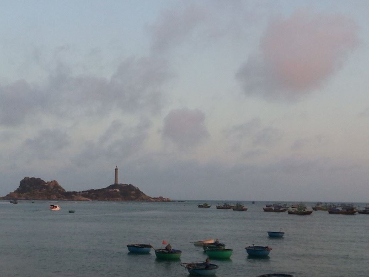 Sunset on Ke Ga Lighthouse - HubPages