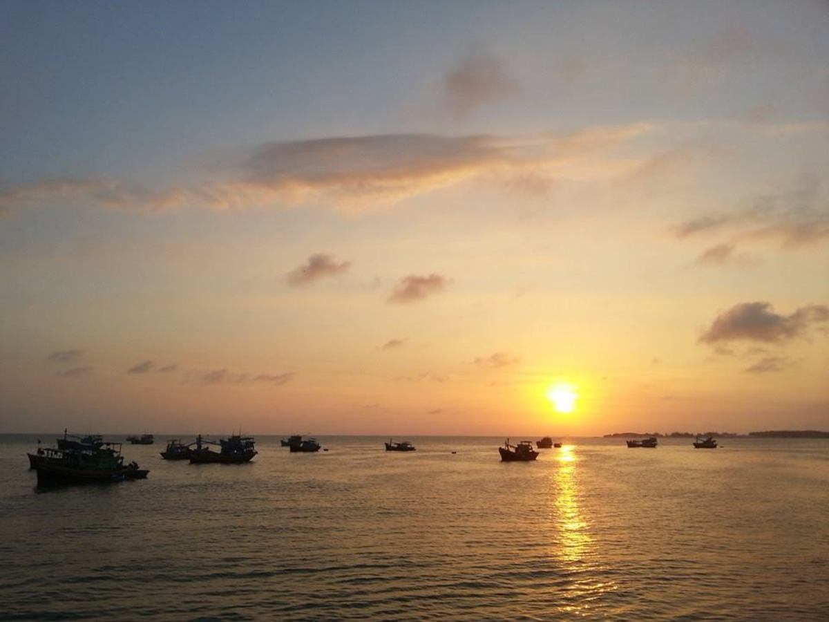 Sunset on Ke Ga Lighthouse - HubPages