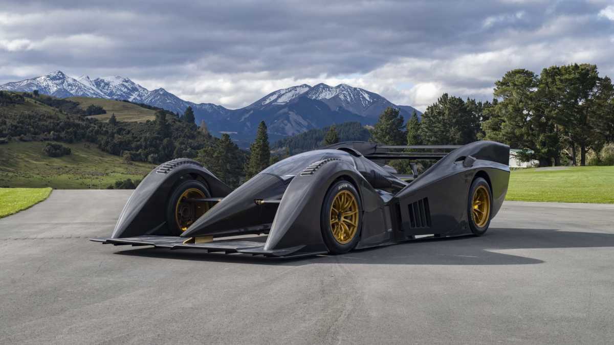 Insane Rodin Cars FZERO Hypercar Prototype Debuts on Track - HubPages