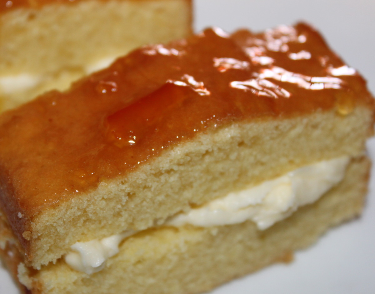 Mini Sponge Cakes Recipe With Buttercream Filling And Orange Glaze ...