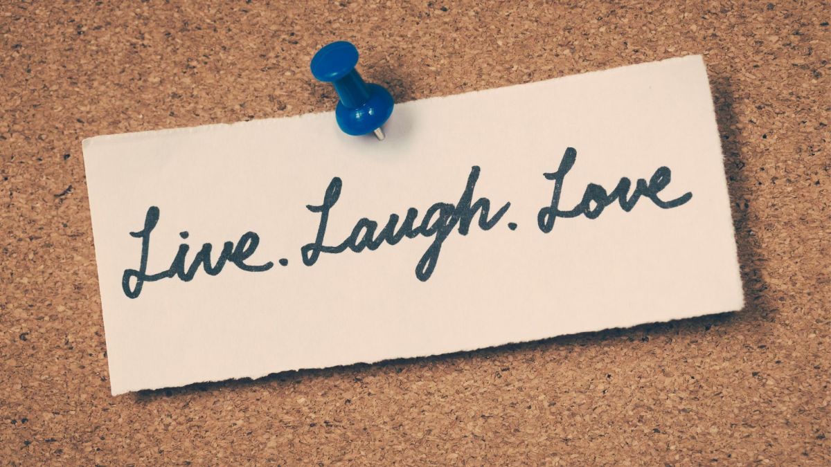 75 Things to Write in a Card to Cheer Someone Up - HubPages