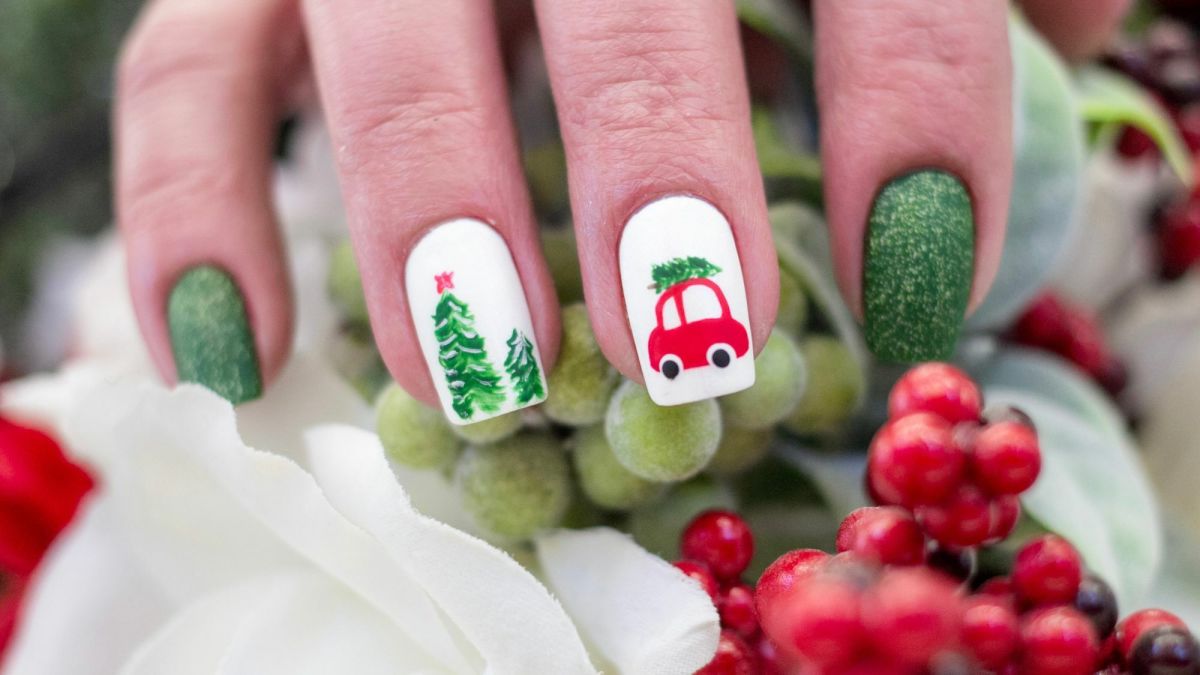 50+ Trendy Christmas Nail Ideas for the Holiday Season - HubPages