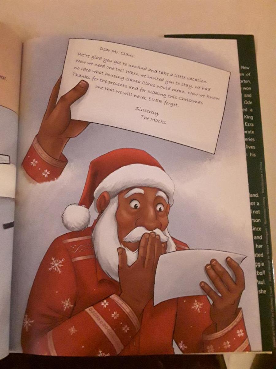 Santa Learns the Spirit of Christmas From a Family in Hilarious Picture ...