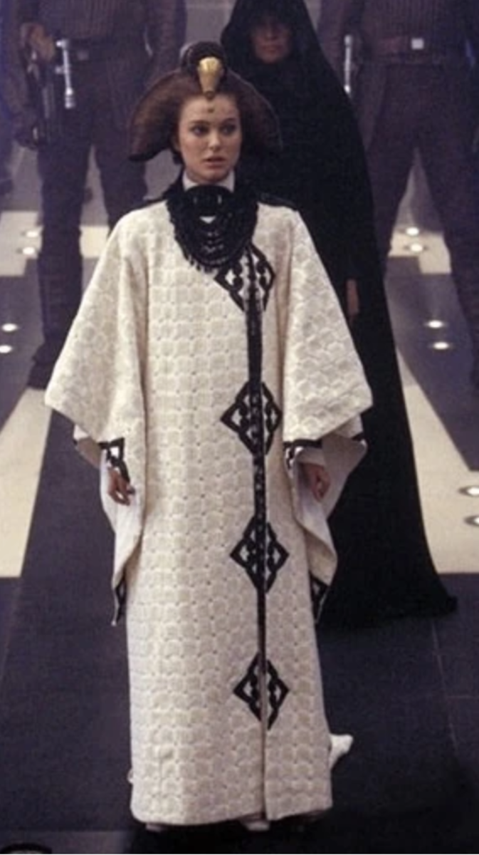 Ranking Padmé Amidala’s Costumes From "Star Wars Episode II: Attack of ...