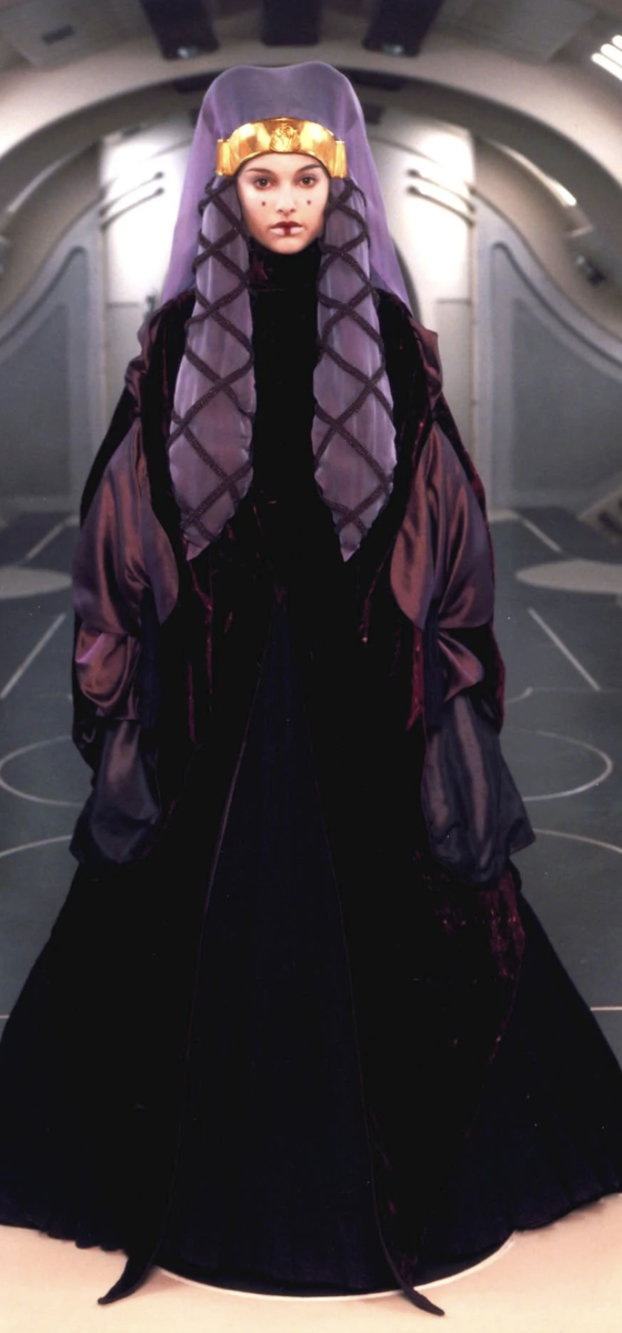 Ranking Queen Amidala’s Costumes From "Star Wars Episode I: The Phantom ...
