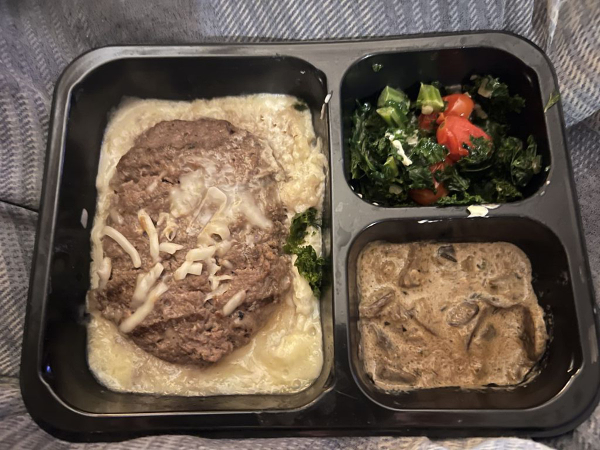 Review Factor75 Char-Grilled Burger and Mushroom Cream Sauce - HubPages