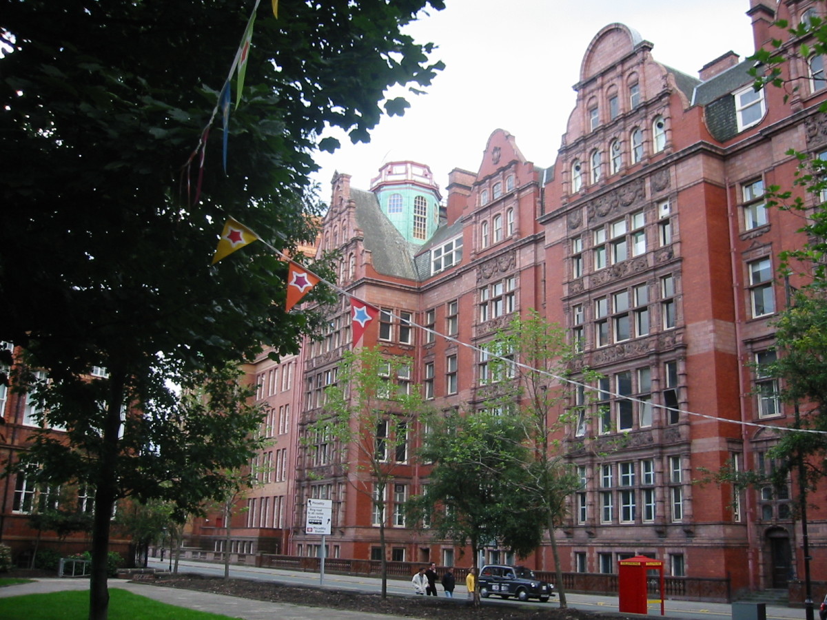 Visiting The Sackville Street Building, Manchester, England: 1895-1902 ...