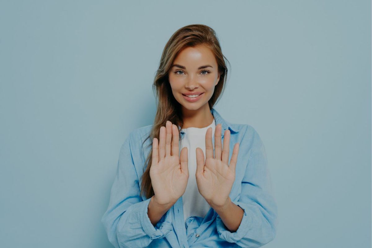 Silent Symphony Decoding Nonverbal Communication In The Workplace Hubpages