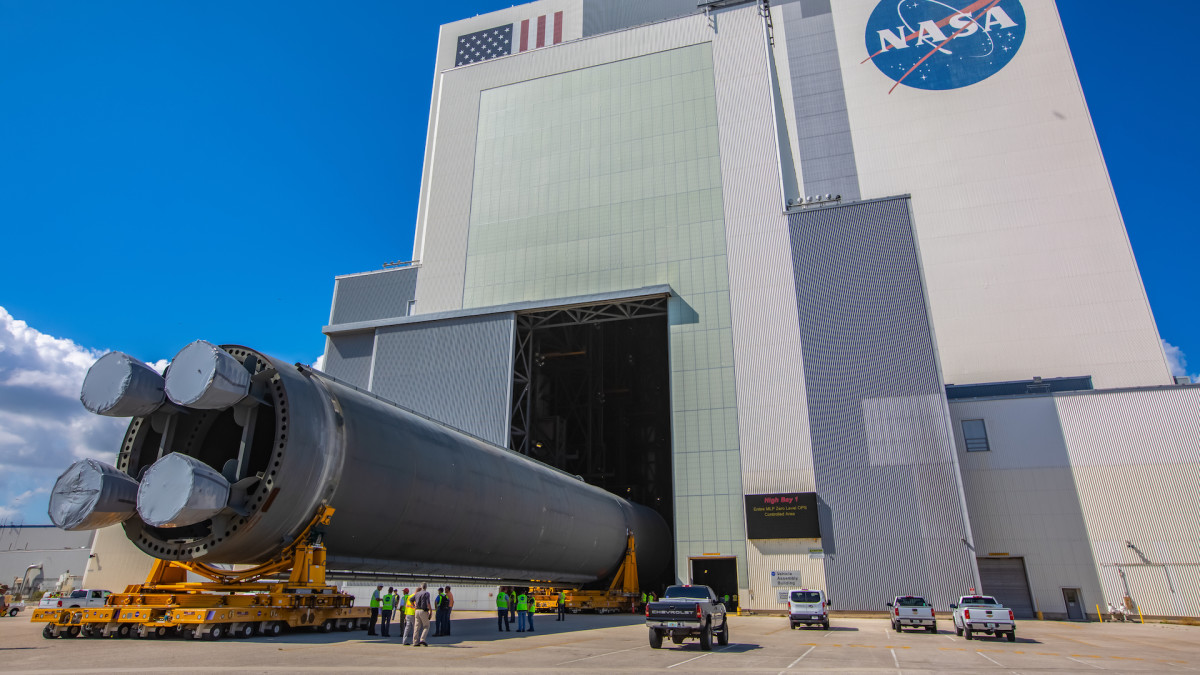 Man Claims NASA’s Parking Lot Is Full of Old ‘Decoy’ Cars for Nefarious ...