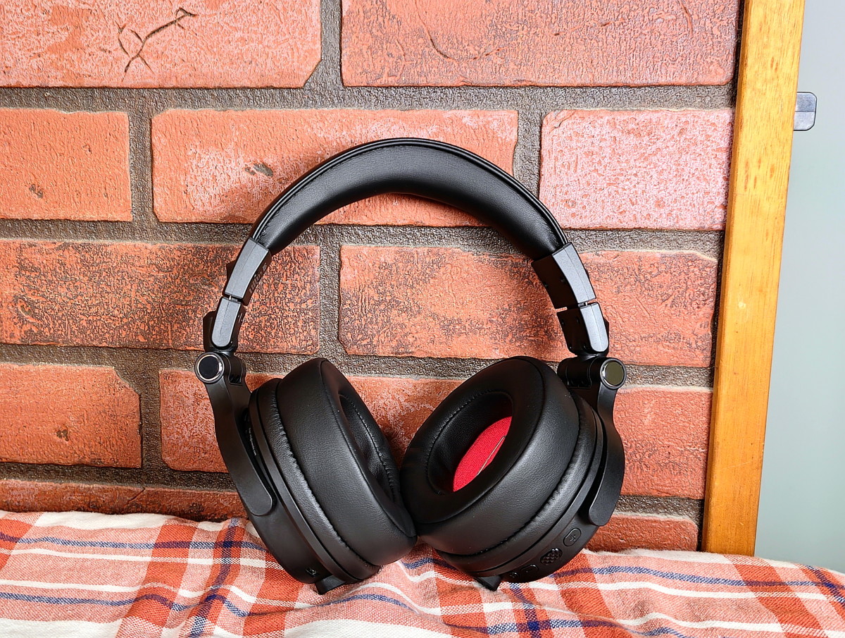 Review of the OneOdio Studio Max 1 Wireless DJ Headphones - HubPages
