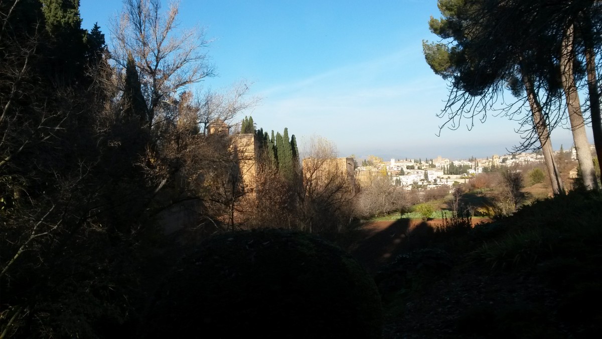 Alhambra - Sierra Nevada - Spain - the Magic and Beauty of an Islamic ...