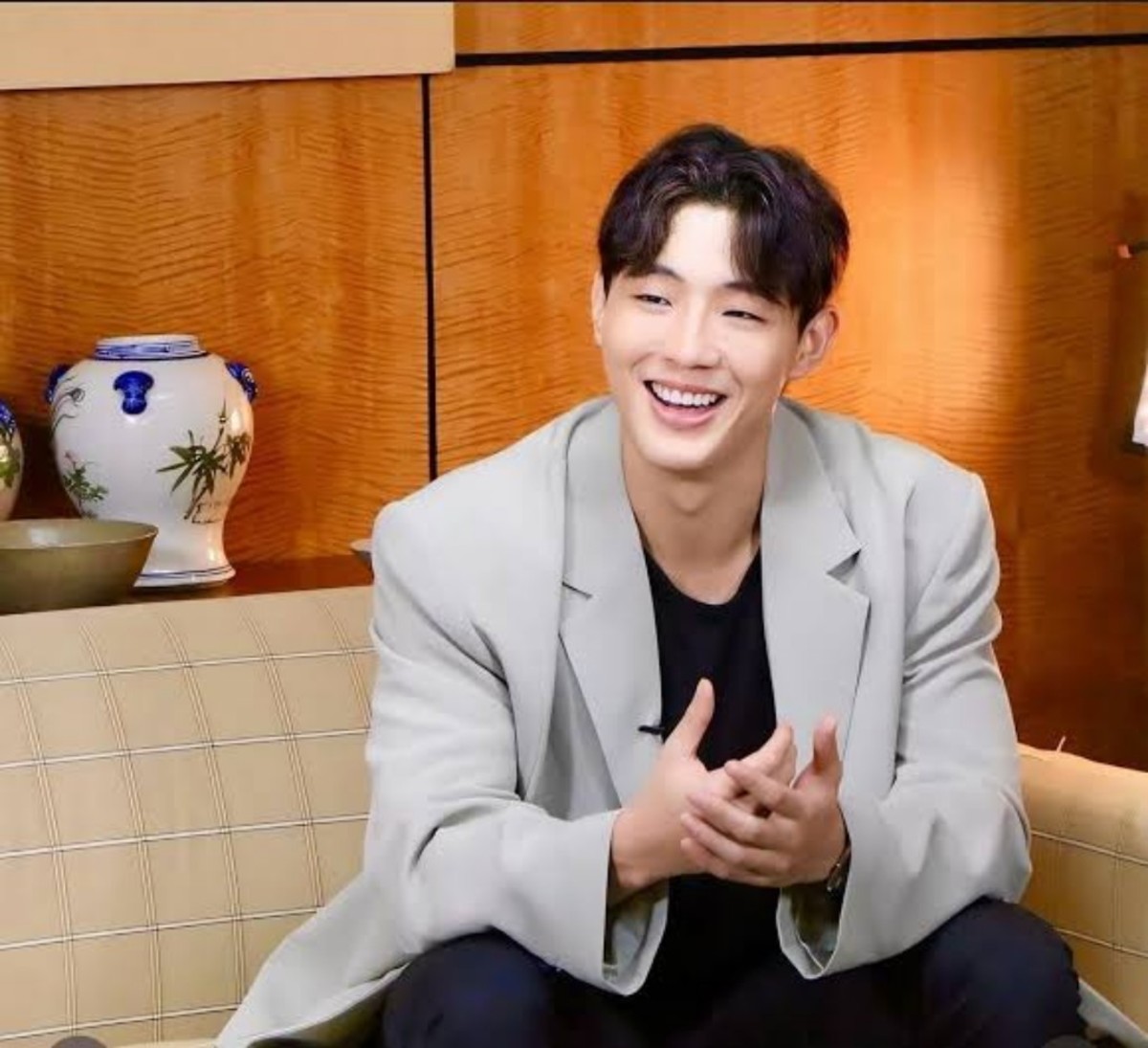 Beyond the Scandal: Korean Stars Who Defied Cancel Culture - HubPages