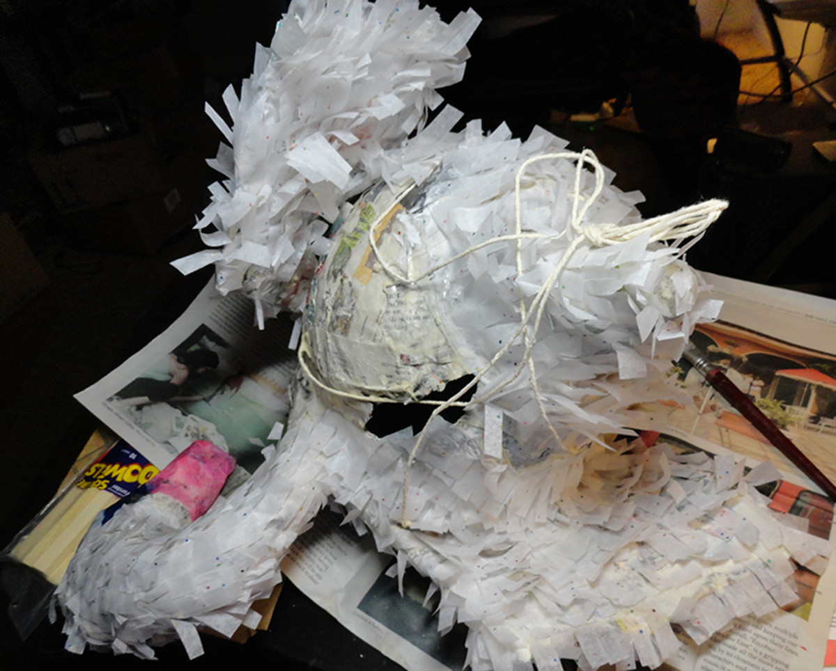 Make Your Own Paper Mache Piñatas - HubPages