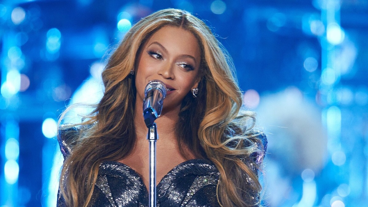 143 Houston Singers From A-Z - HubPages