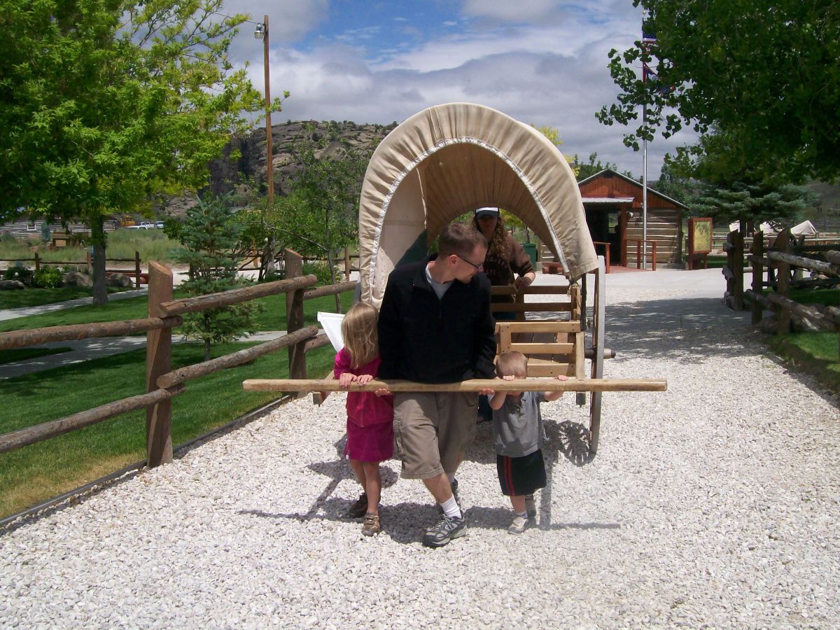 Instill Positive Behavior in Children - HubPages