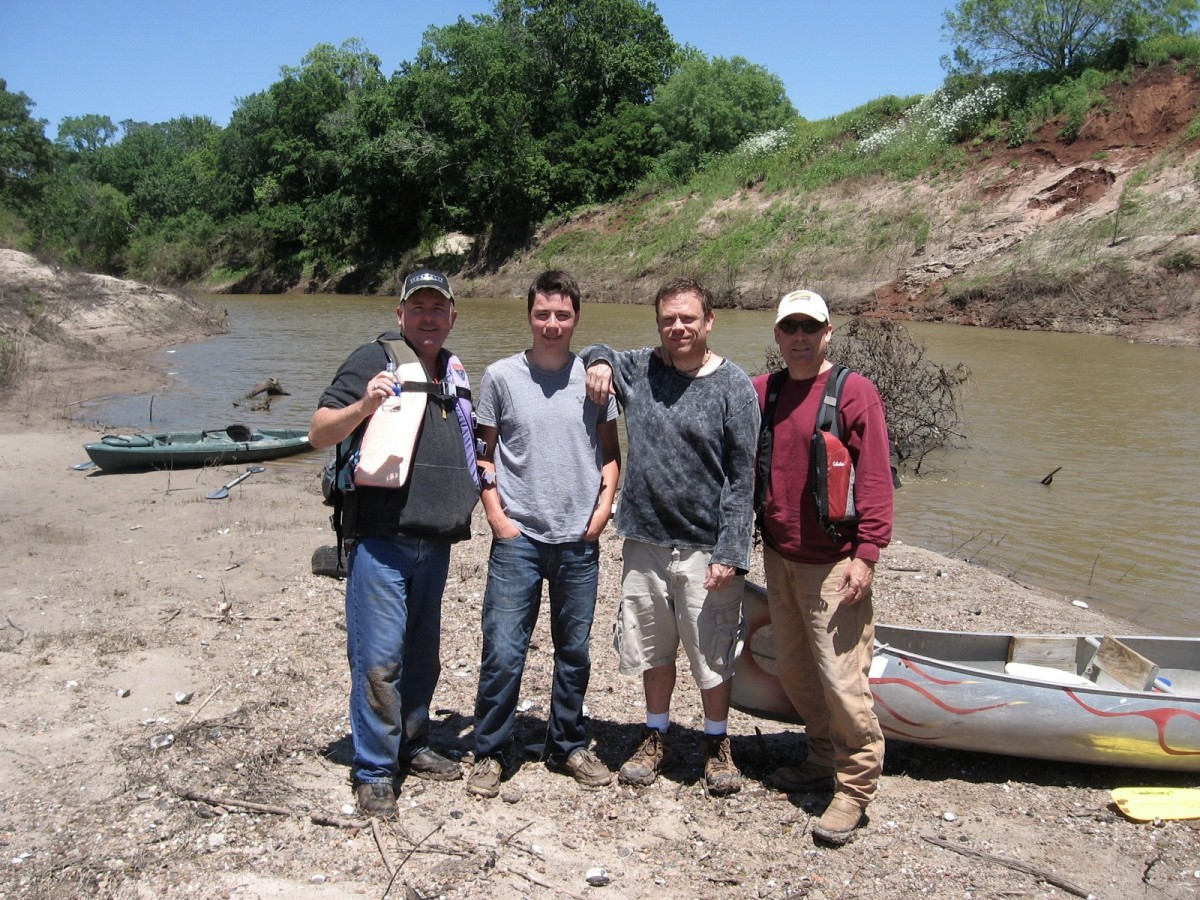 Paddlin' down the Navasota - HubPages